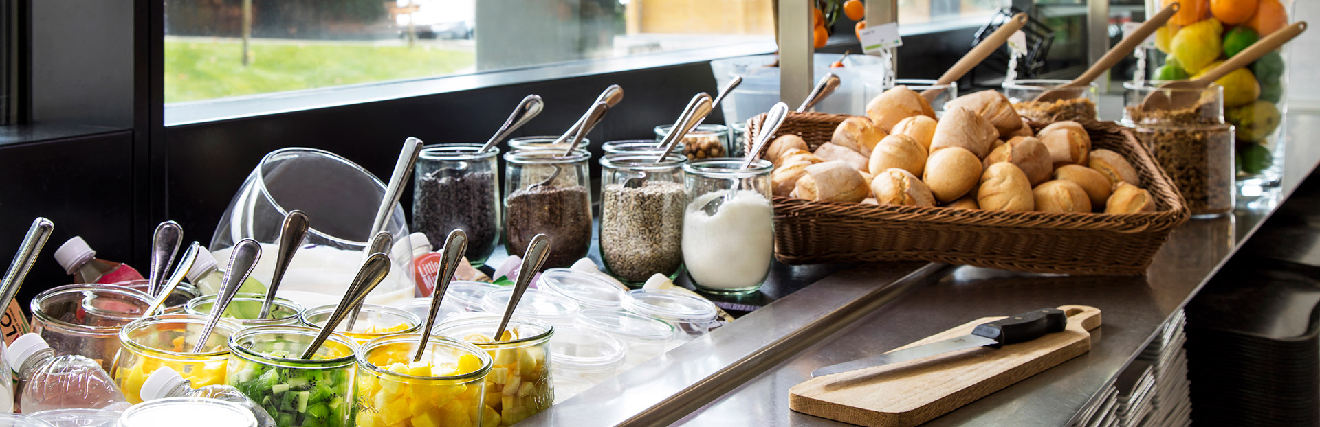 Breakfast and snack – The Kitchen (EN)